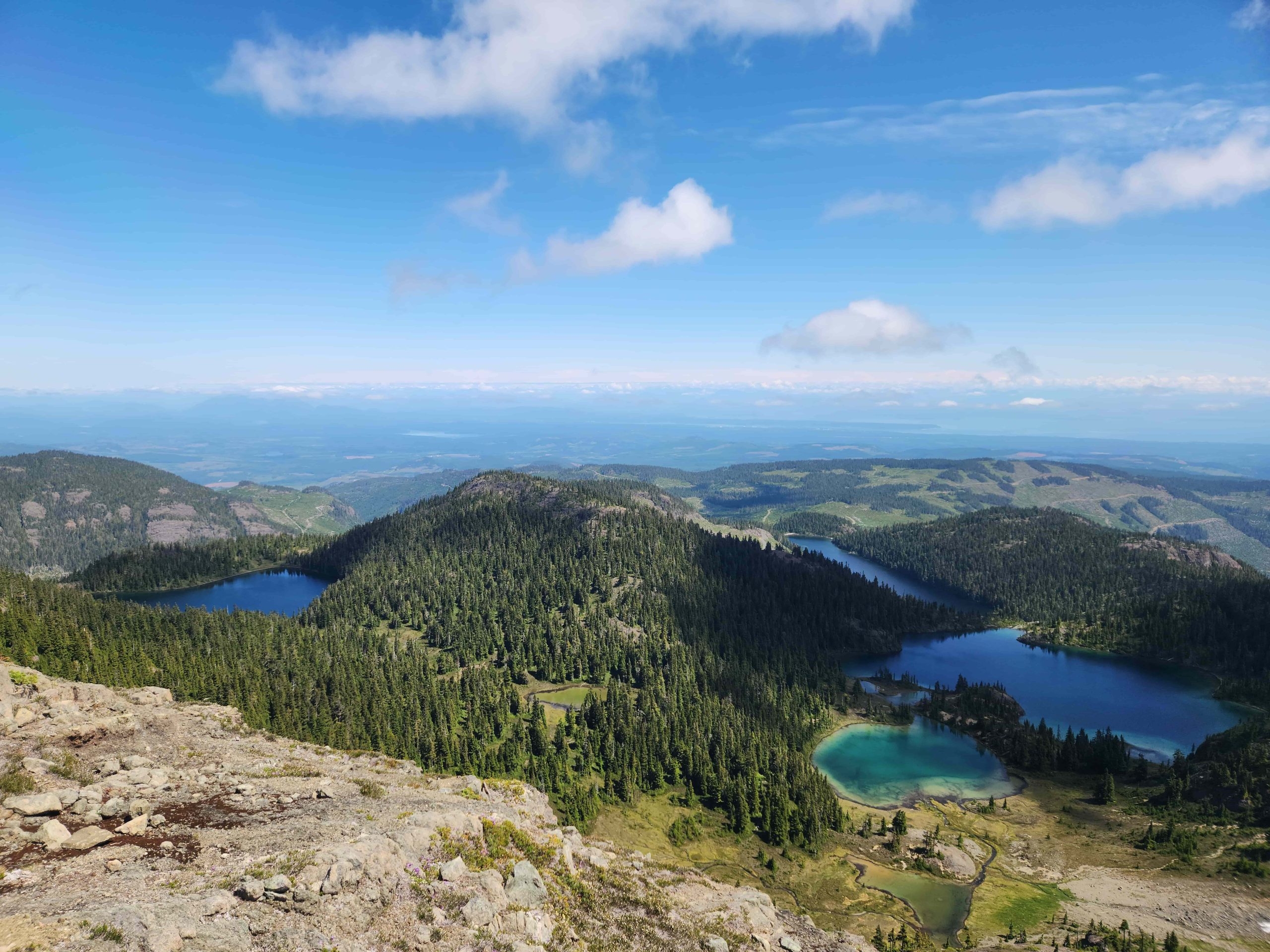 Rogers Ridge with Mount Beadnell and Mount Lupin - Island Mountain Ramblers